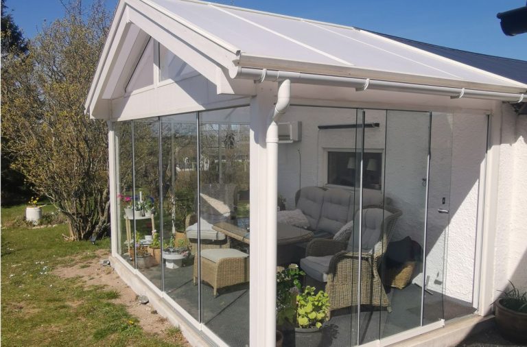 Inglasat uterum med vacker utsikt | Inspiration - Expodul Uterum